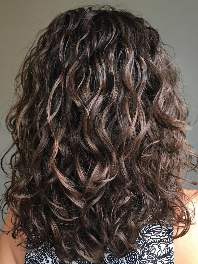 Modern Perm Hair Ideas for 2023 - The Right Hairstyles